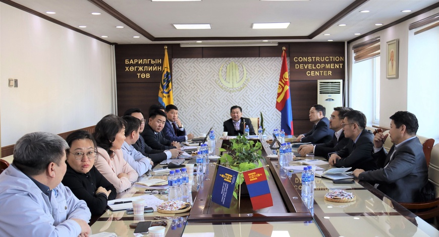 Барилга хот байгуулалтын шинэ сайд яамны харьяа байгууллагуудад ажиллалаа